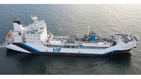 FIRST LH2 CARRIER BERTHS IN SINGAPORE - Clean Shipping International