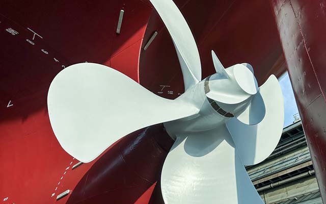 HULL COATING AND PROPELLER FINS HELP GRIEG CUT CO2 - Clean Shipping International